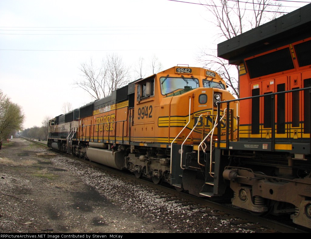 BNSF 9942